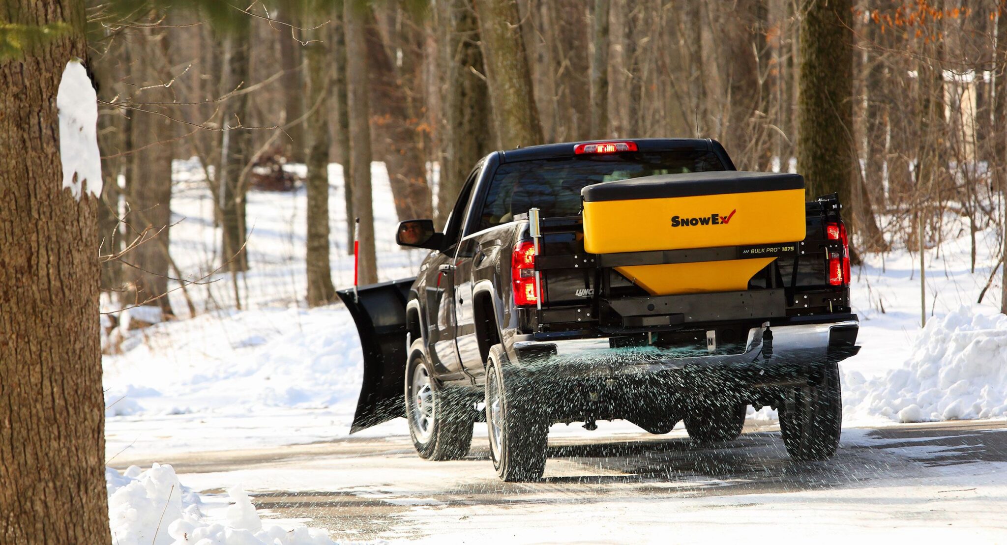Bulk Pro™ Tailgate Salt Spreaders | Truck Salters | SnowEx®