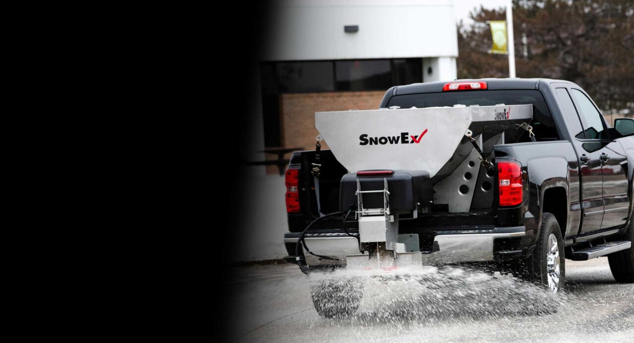 HELIXX™ Stainless Steel Spreader | SnowEx®
