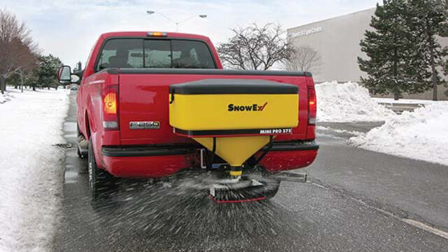 Spreader Safety: Installation, Loading, Operation & Maintenance