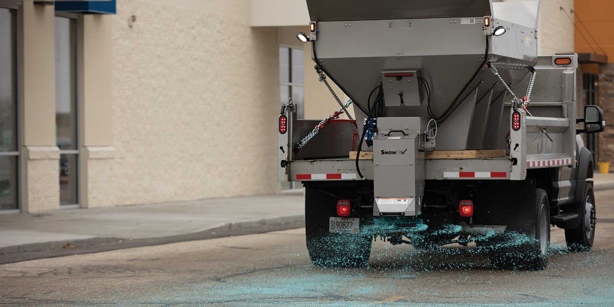 Renegade™ Hopper Spreader 1.5 - 5.0 cu yd | SnowEx®