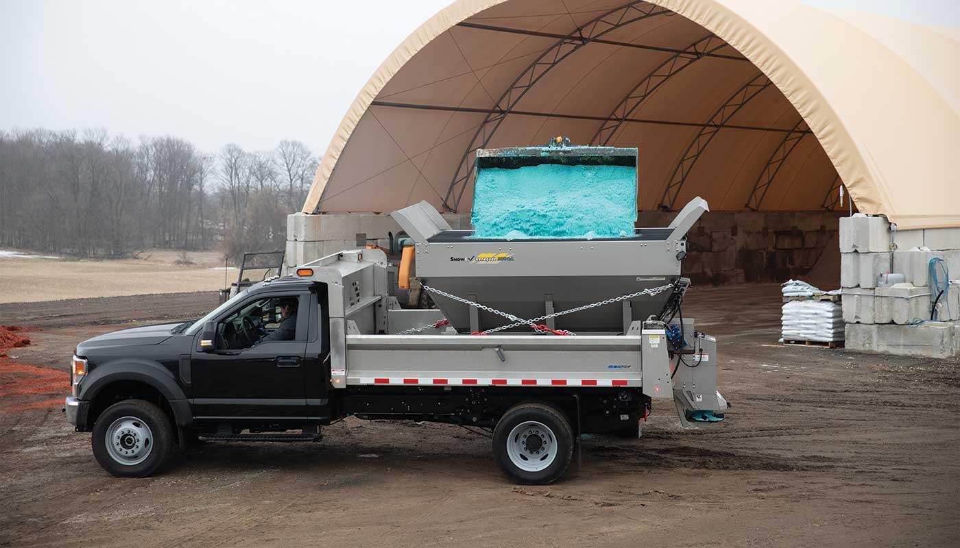 Renegade™ Hopper Spreader 1.5 - 5.0 cu yd | SnowEx®