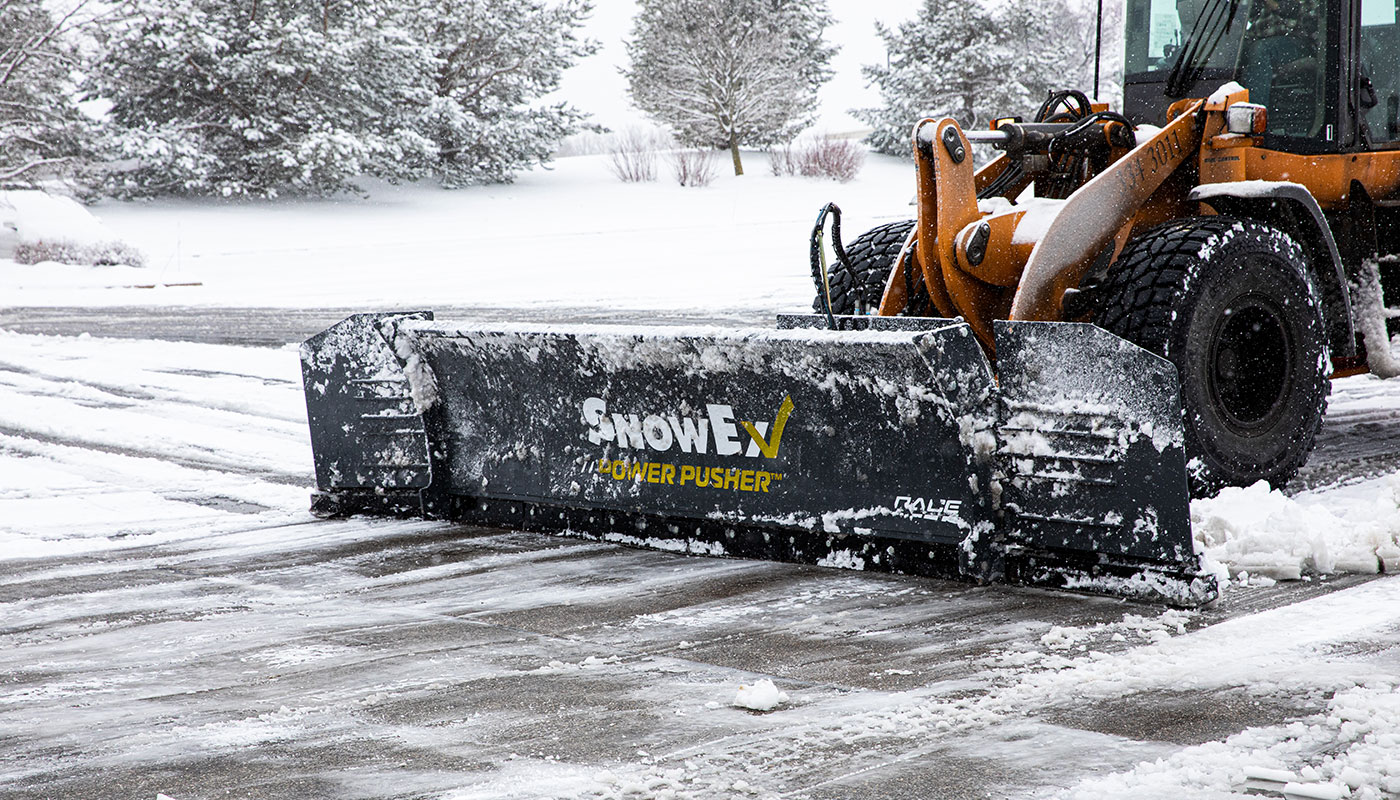 POWER PUSHER PRO Hydraulic-Wing Pusher Plow | SnowEx®