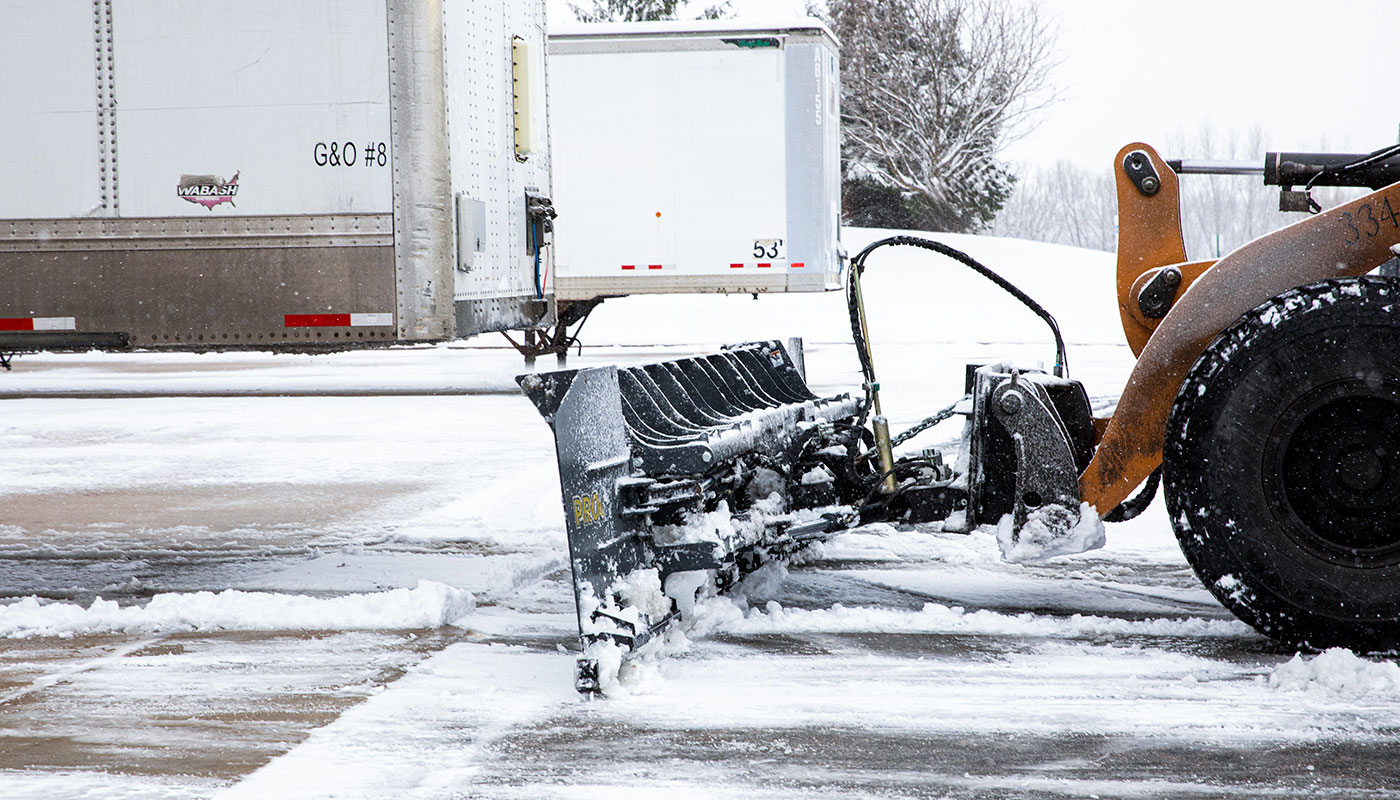 POWER PUSHER PRO Hydraulic-Wing Pusher Plow | SnowEx®