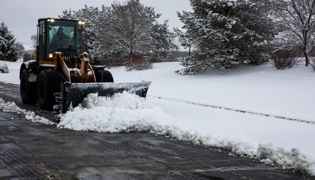 POWER PUSHER PRO Hydraulic-Wing Pusher Plow | SnowEx®