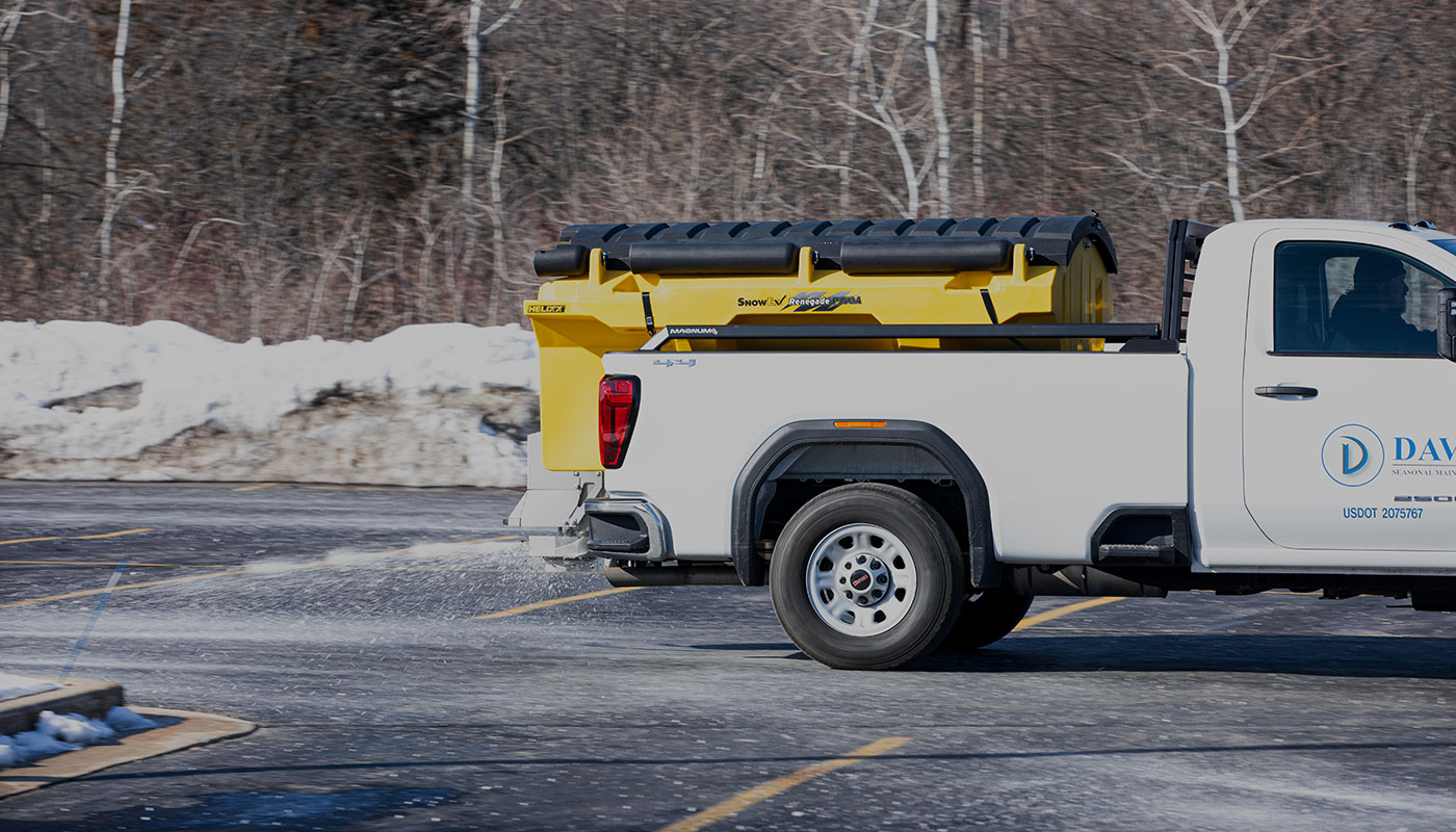 Renegade™ Poly Hopper Spreader | SnowEx®