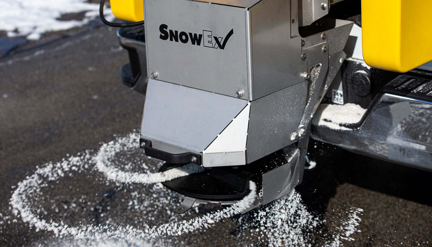 Renegade™ Poly Hopper Spreader | SnowEx®