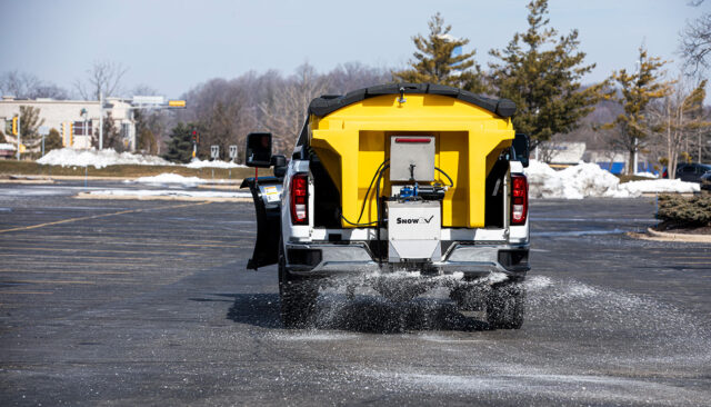 Renegade™ Poly Hopper Spreader | SnowEx®